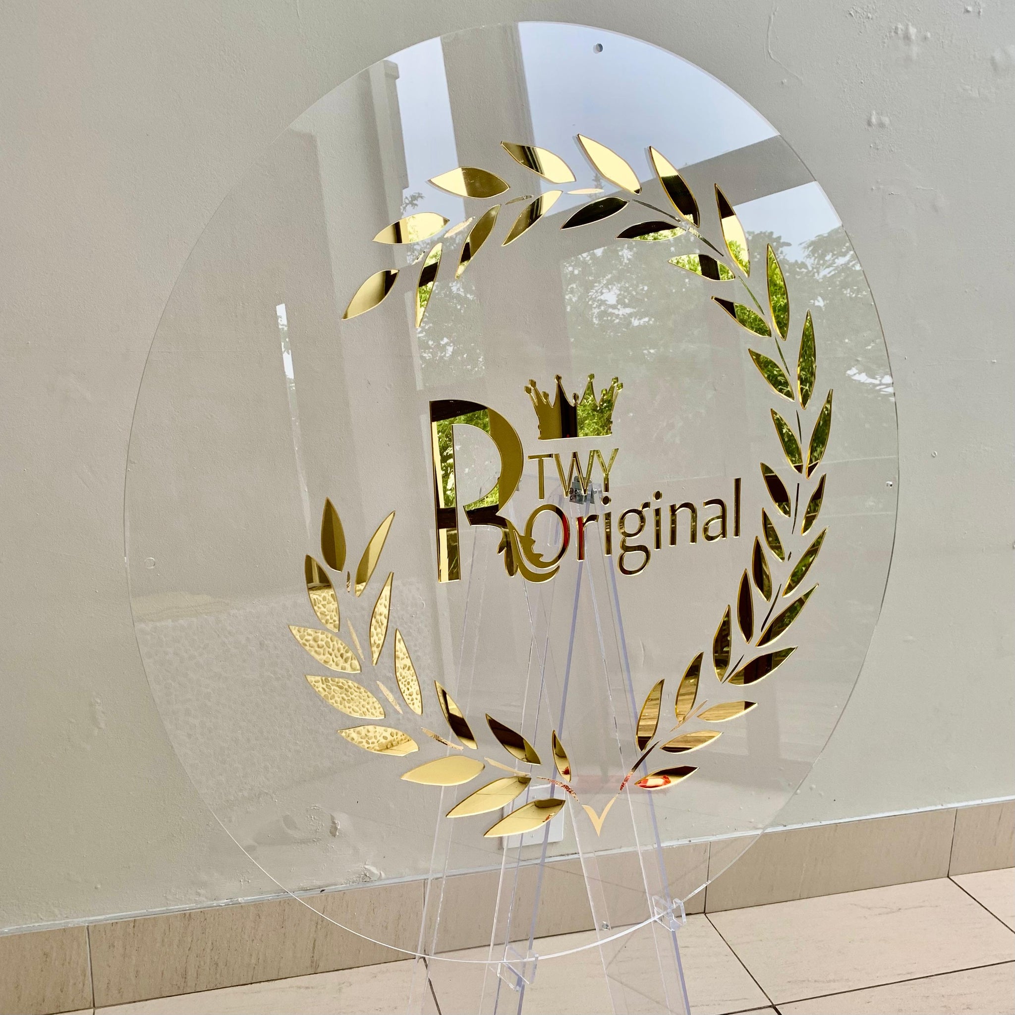 Personalized Clear Acrylic Business Sign – Sleek & Durable – Manimani ...